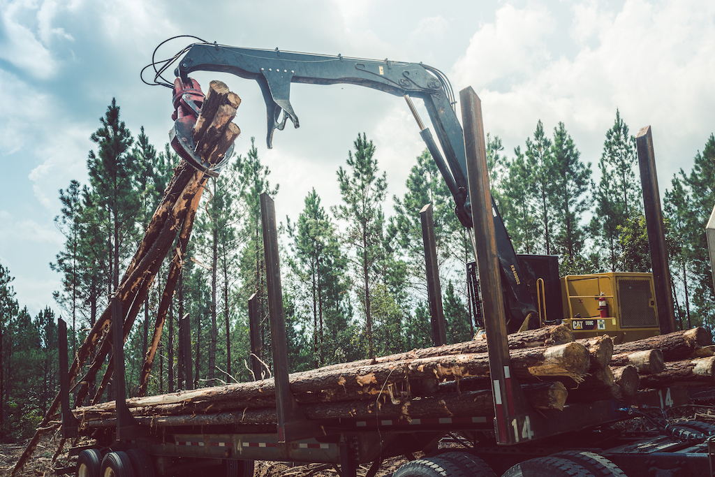 Logging industry pushing for per-axle weight increases on trucks; ALEA ...