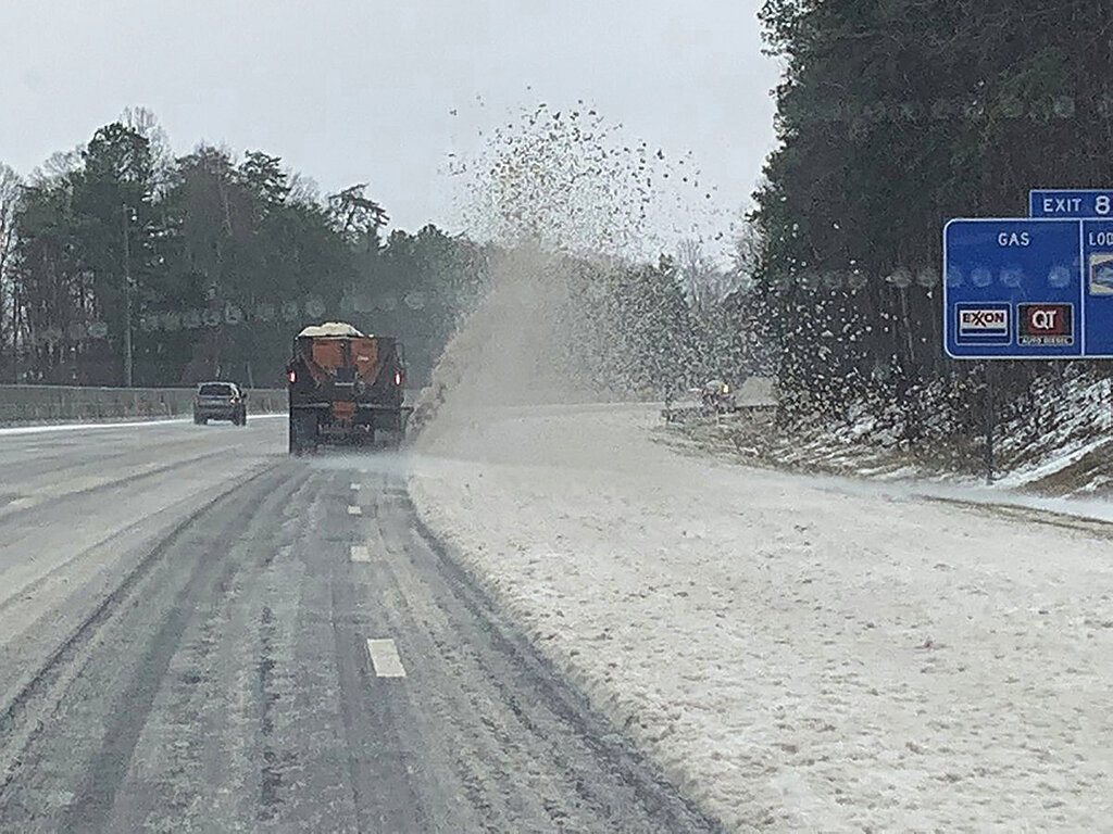 Snow, ice blasts through South with powerful winter storm - Alabama ...