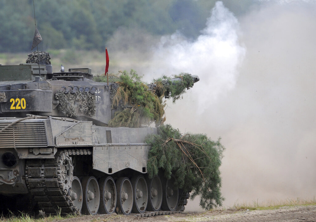 US, Germany to send advanced tanks to aid Ukraine war effort - Alabama ...