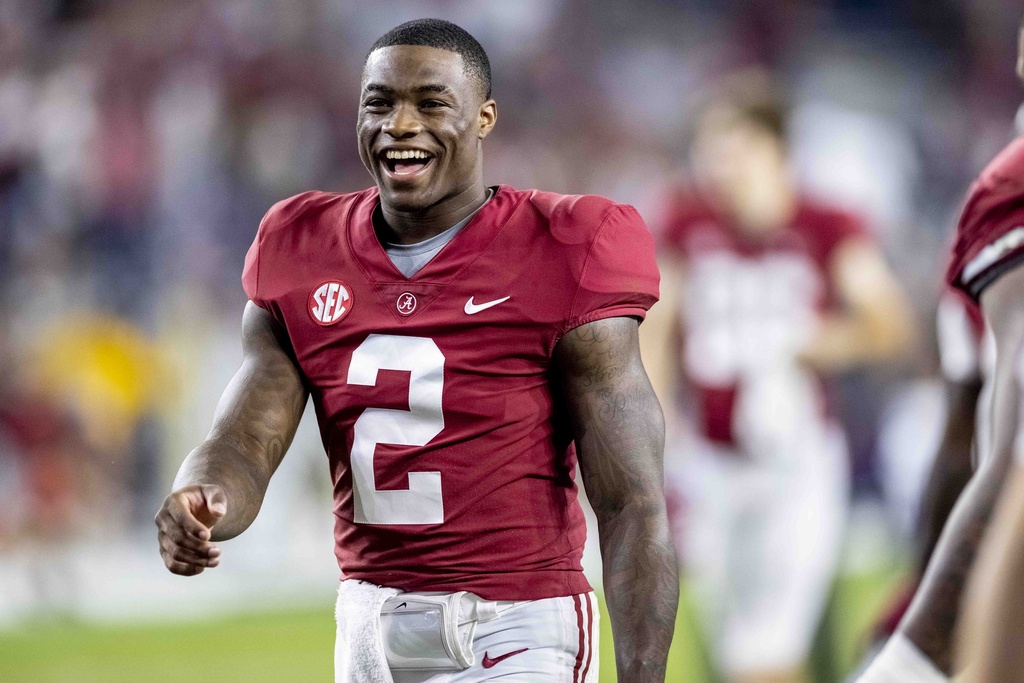No. 4 Alabama keeps starting QB under wraps as the opener against ...