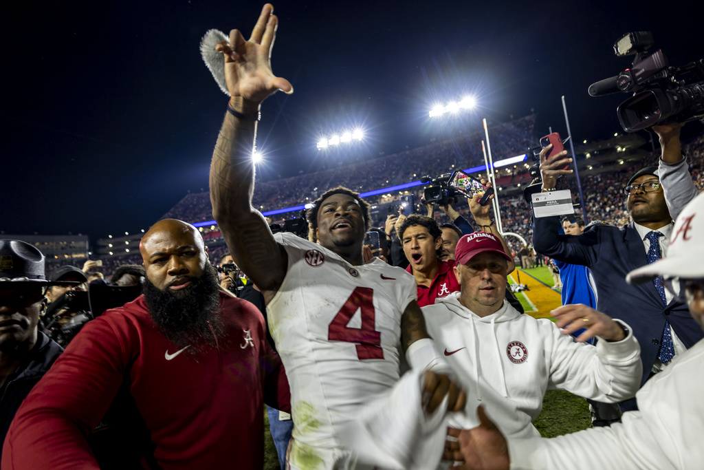 Loaded field of CFP contenders complicates Alabama's path - Alabama ...