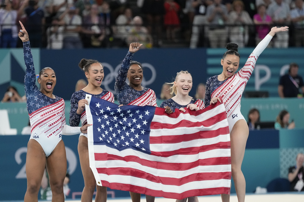 Simone Biles, Suni Lee and Team USA earn 'redemption' by powering to ...