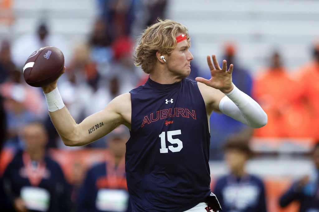 New Auburn QB Hank Brown preparing for first SEC start after roundabout ...