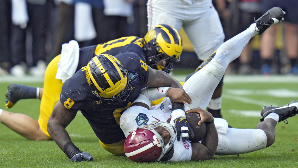 Michigan defense pressures Milroe, Wolverines beat No. 11 Alabama 19-13 ...