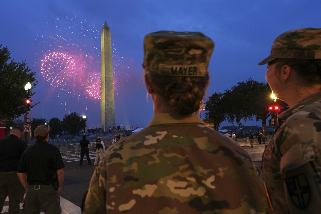 Military parade rolls through DC in celebration of Army's 250th ...