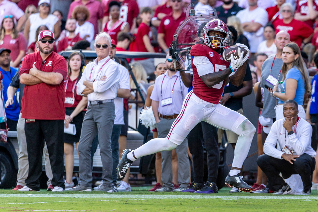 Simpson, Miller lead No. 10 Alabama to 30-14 victory over No. 16 ...