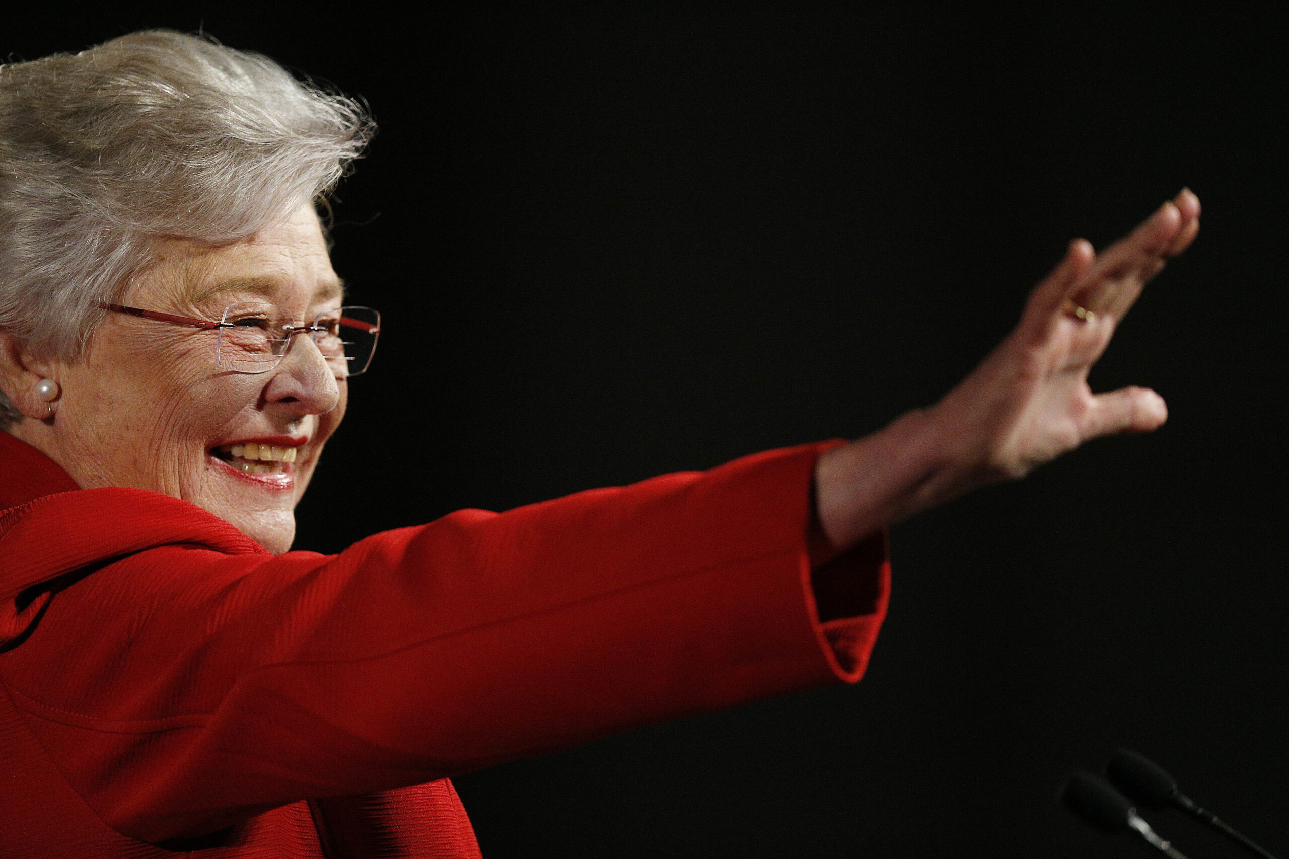 Ivey begins inauguration festivities with concert at coast - Alabama ...