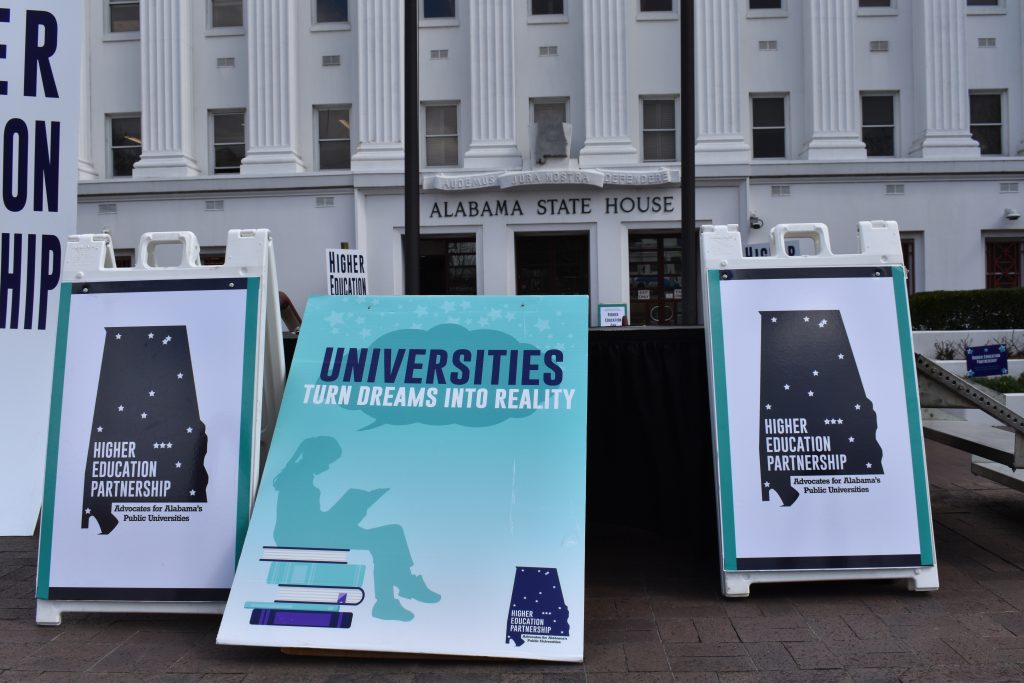 Students gather at Capitol for Higher Education Day - Alabama Daily News