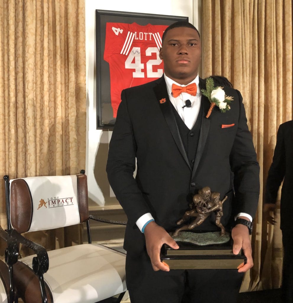 Auburn's Derrick Brown wins Lott IMPACT Trophy - Alabama Daily News