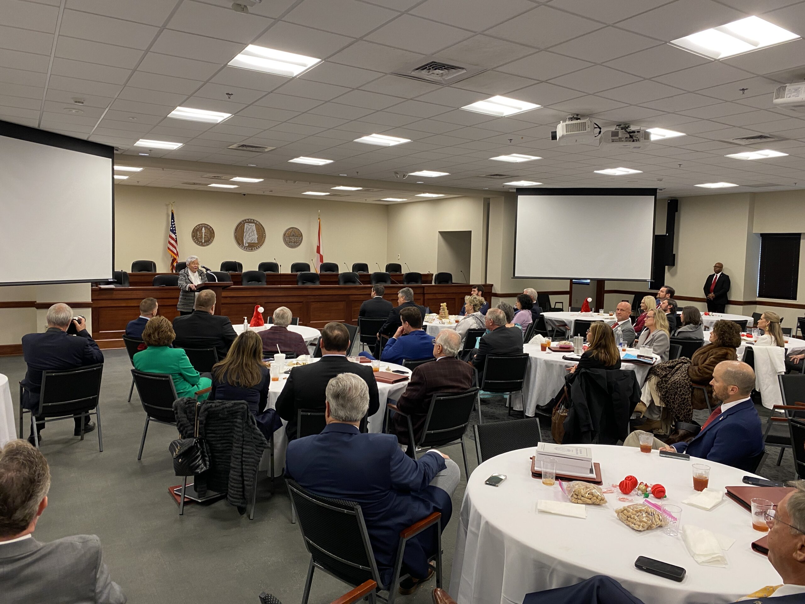 Ivey encourages new lawmakers at legislative orientation - Alabama ...