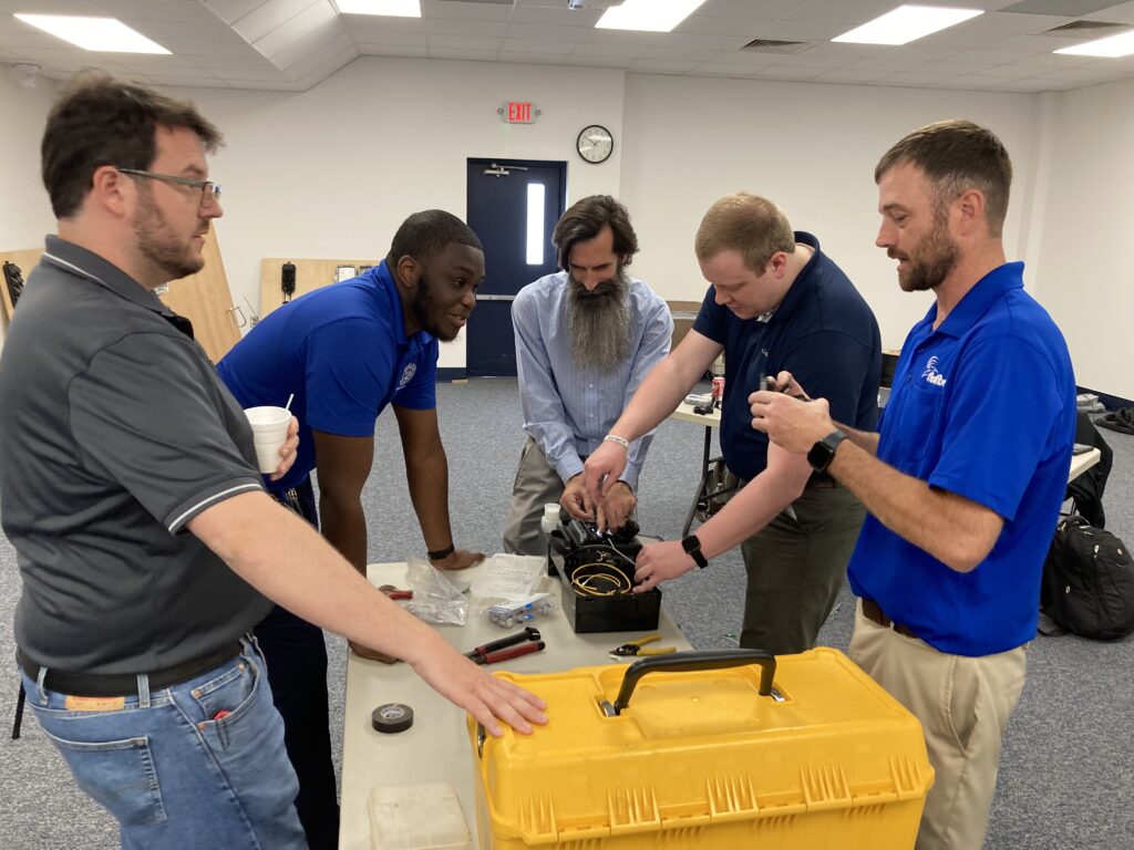 ACCS to offer rapid, no-cost training to meet rising fiber optic tech ...