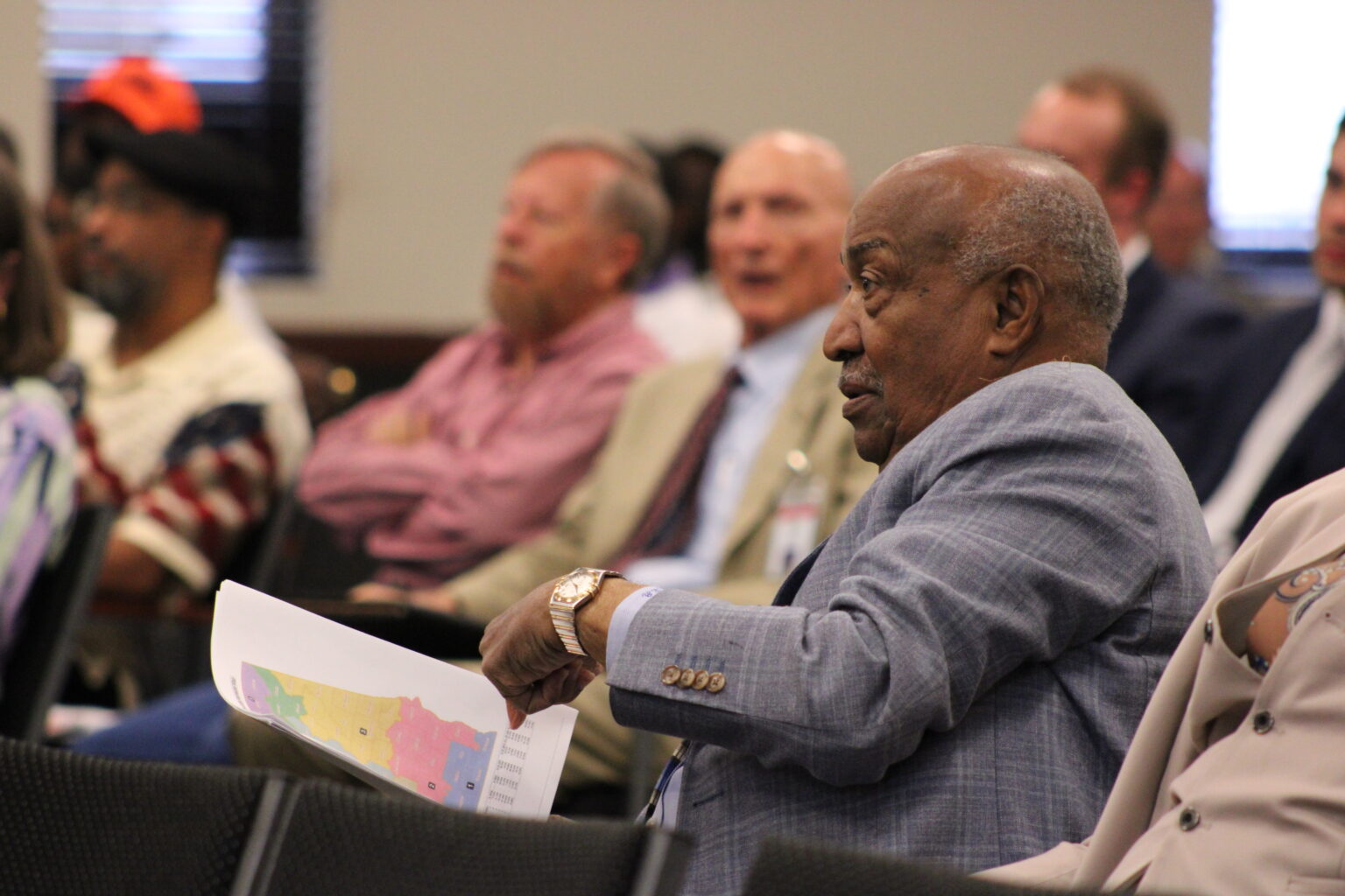 Maps, public comments, AG letter make for lively redistricting hearing ...