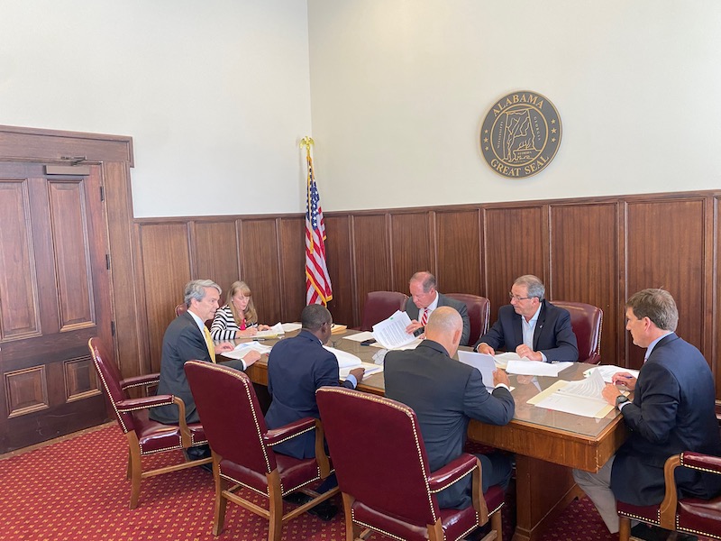 Prison bond sale falls $200 million short - Alabama Daily News
